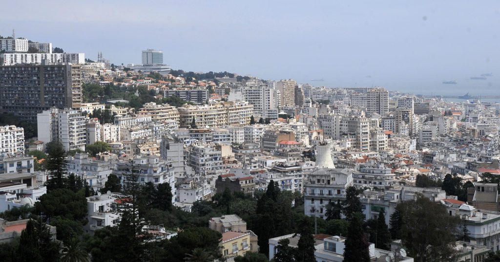 Tournée du Président Bouteflika à Alger : le village de Tixeraine ...