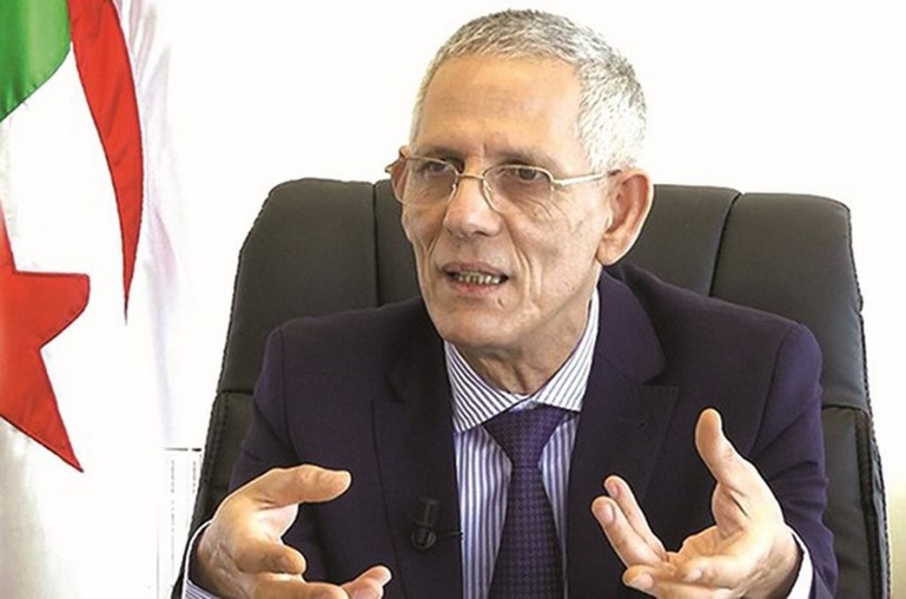 Ait Ali continue de défier Djerad et délivre de nouveaux agréments loin ...